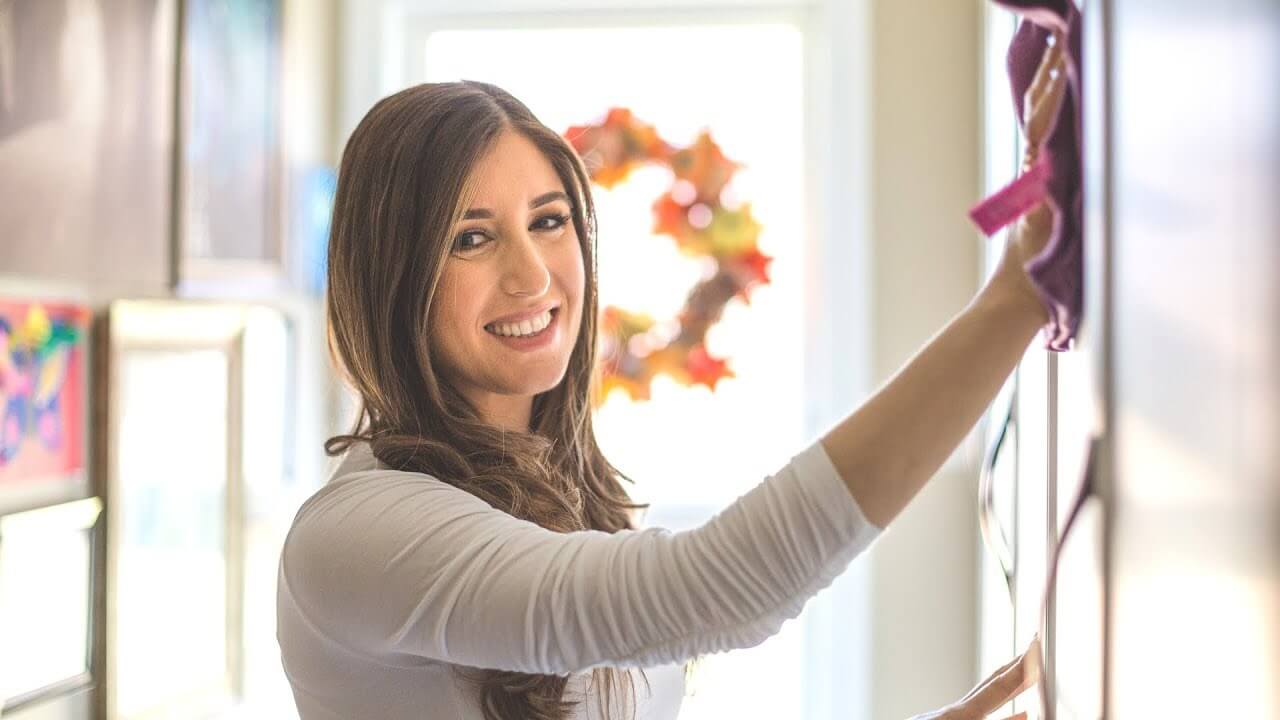 Pesë mënyra për ta kthyer shtëpinë tuja në një vend pa toksina ...