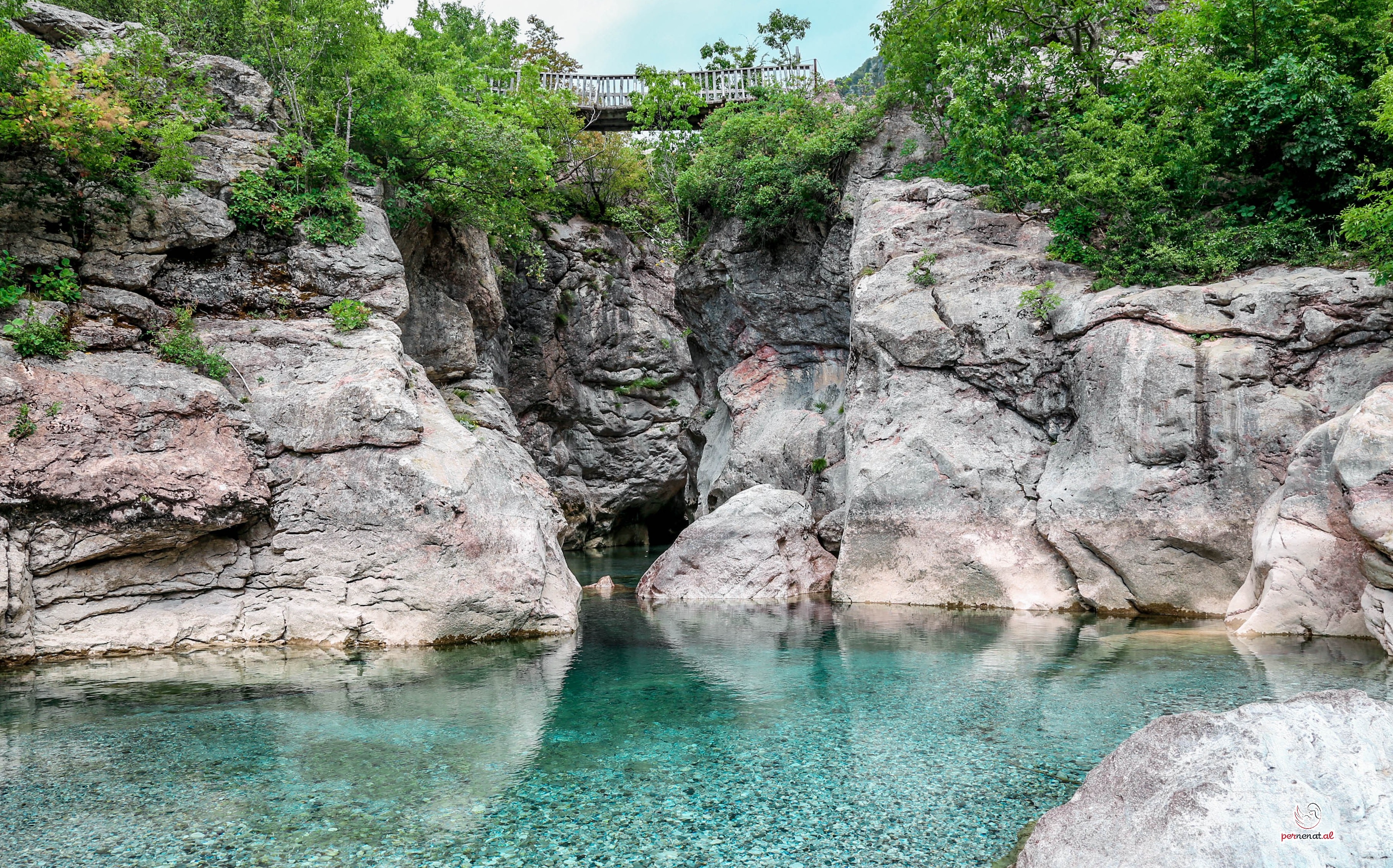 Thethi,nje destinacion pranveror per familjen tuaj - pernenat.al