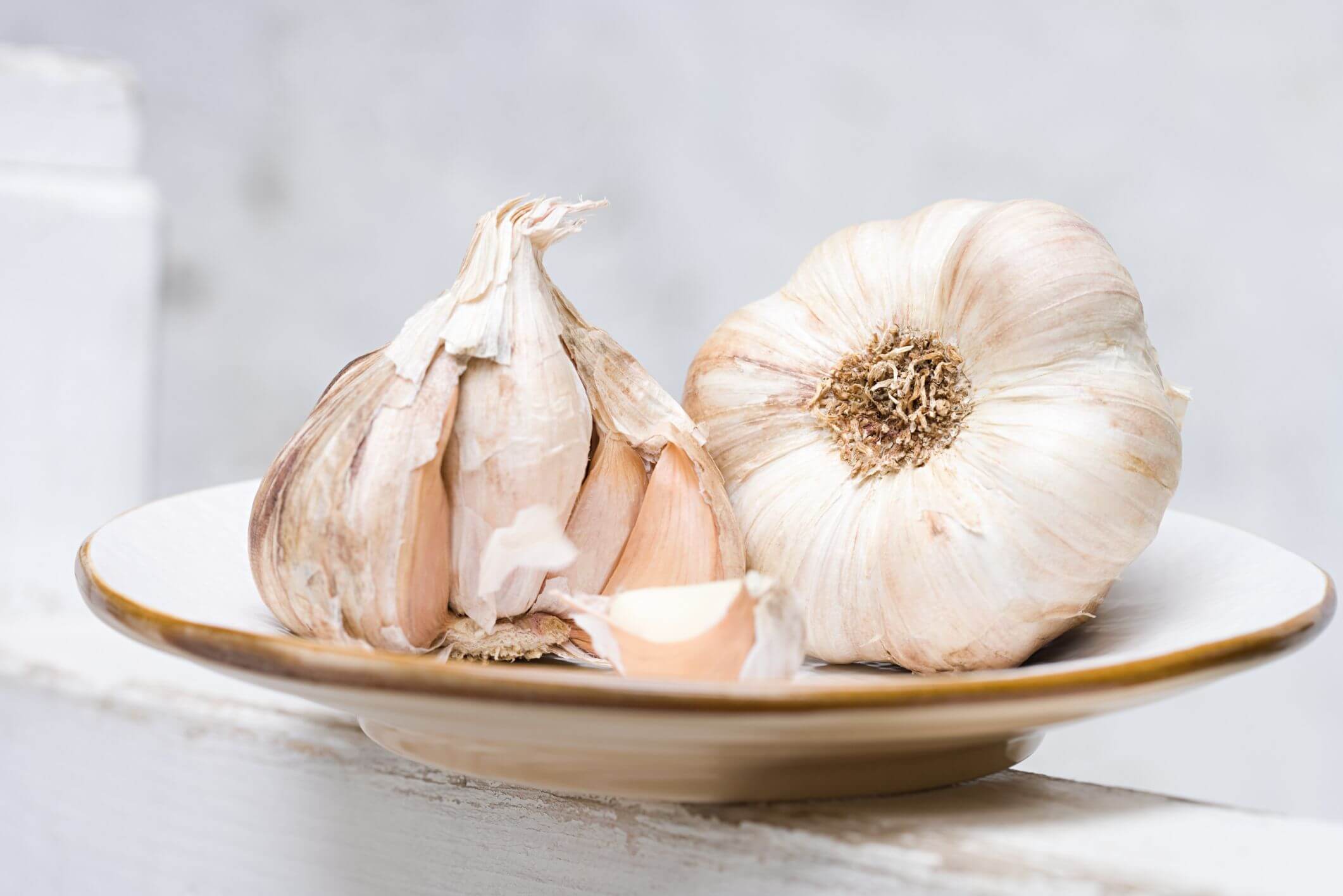 Si ndikon hudhra në gjidhënie? - pernenat.al