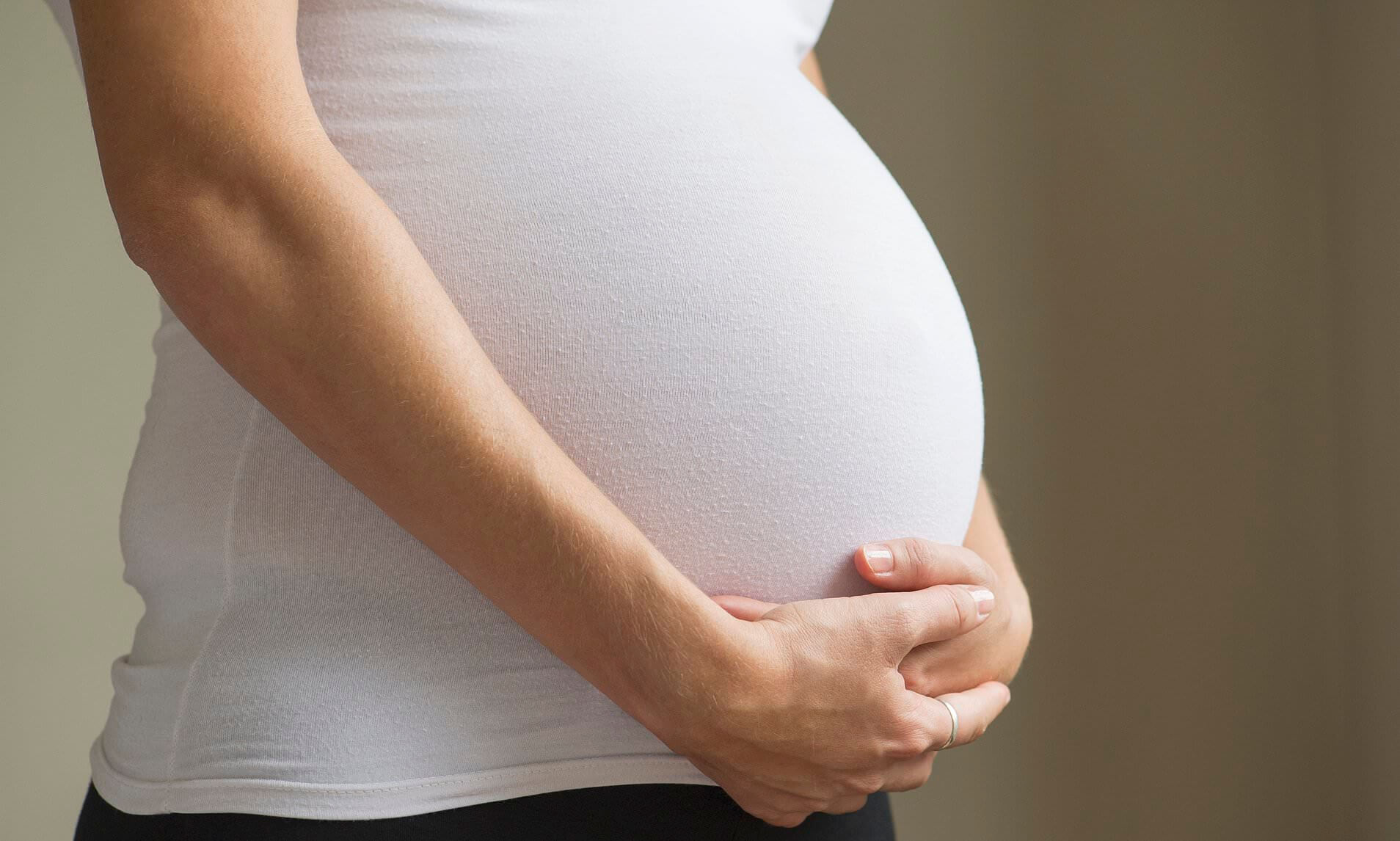 Lindja e një fëmije e bën trurin më të mprehtë për vitet pasardhëse ...